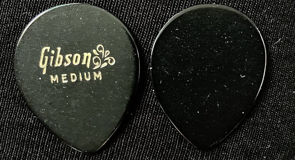 Vintage Gibson “Splash” Guitar Pick circa 1965 in Medium gauge, Rounded ...